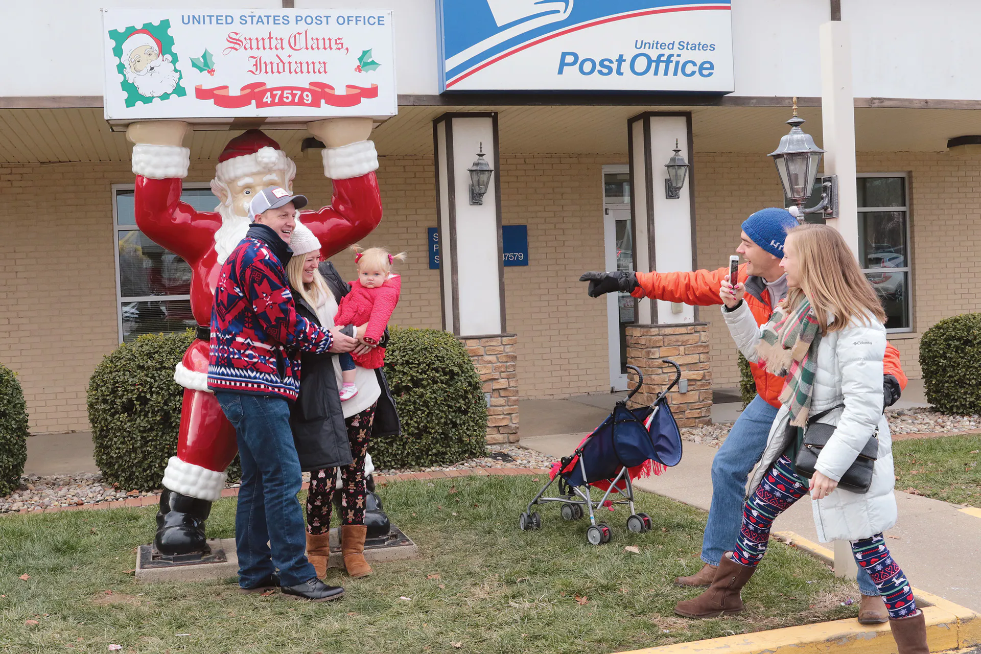 America’s Christmas Hometown | Santa Claus, Indiana | LongWeekends Magazine